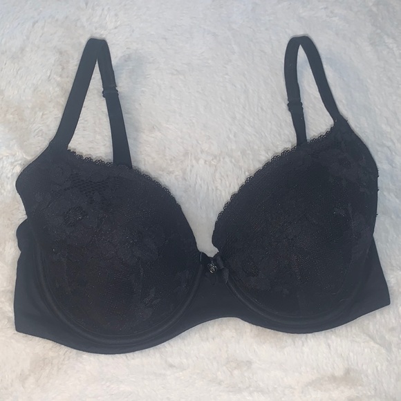 Victoria's Secret | Intimates & Sleepwear | 32dd Victorias Secret Black ...